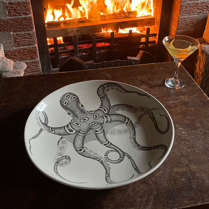 Tom Rooth | hand-drawn and handmade ceramics