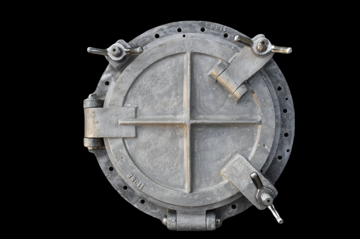 Tom Rooth | The Oceanic Collection | Fine hand finished dinnerware